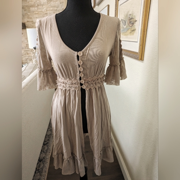 Gretty Zueger | Tops | Gretty Zueger Nwt Tan Medium | Poshmark